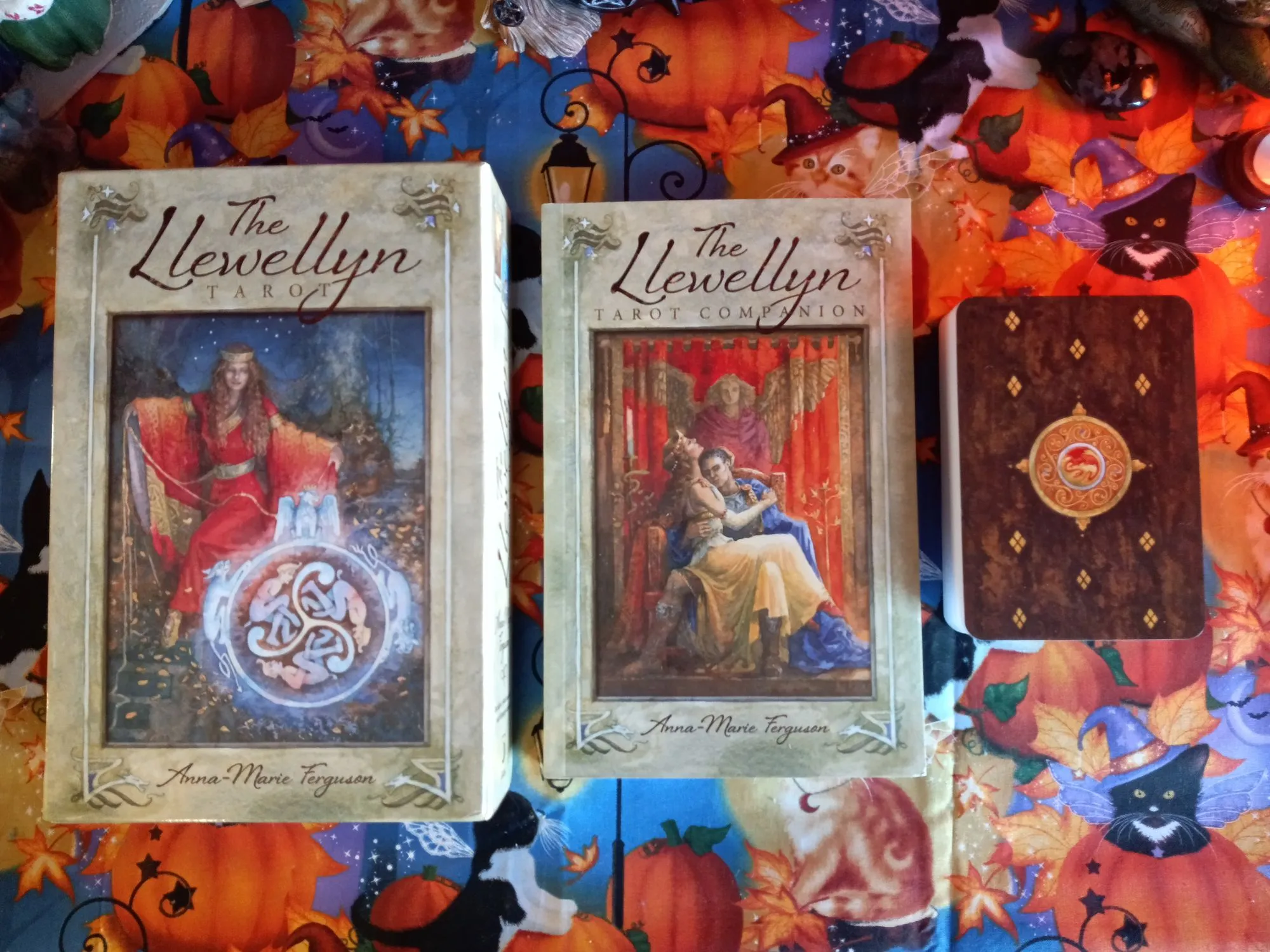 Unlocking the Power of Llewellyn Tarot