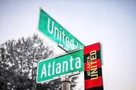 5 Best Shopping Destinations on Atlanta Avenue for Fashion Lovers