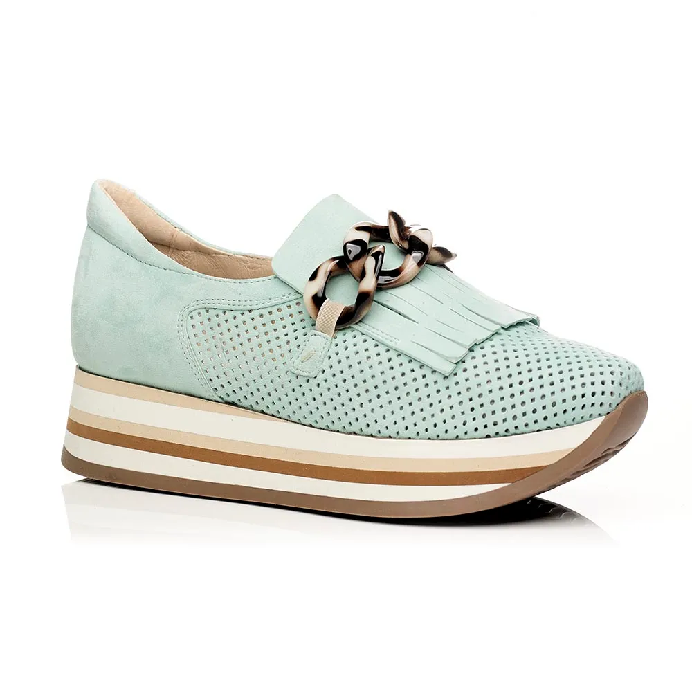 The Ultimate Guide to Comfortable and Stylish Footwear