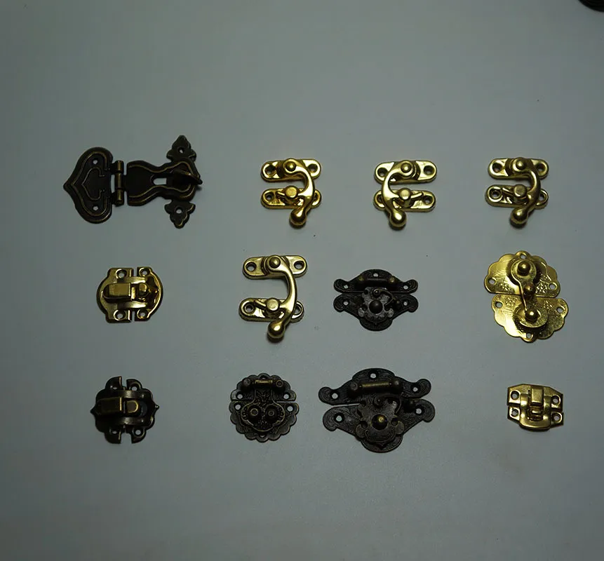 Which Brand Is Better for Wallet Buckles