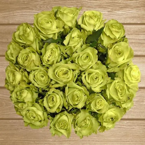 What Makes Green Rose the Hottest Trend in Shopping?