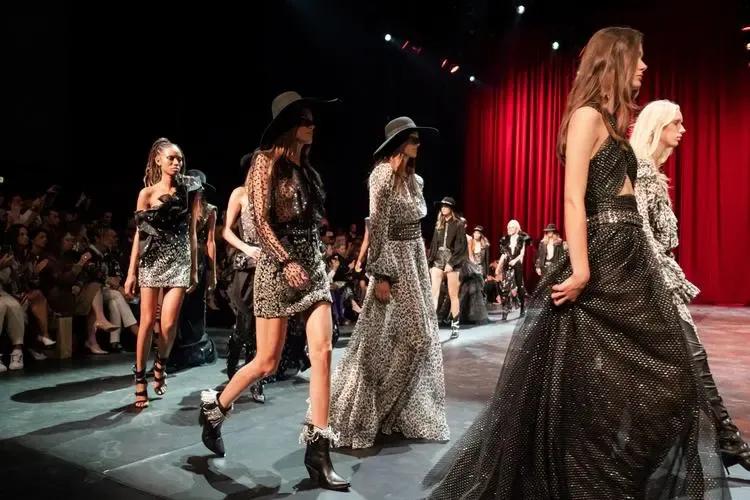 Setting New Fashion Trends: Models Showcasing the Latest Styles ...