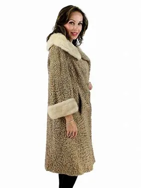 Lamb Coats Are the Most Popular Style this Year