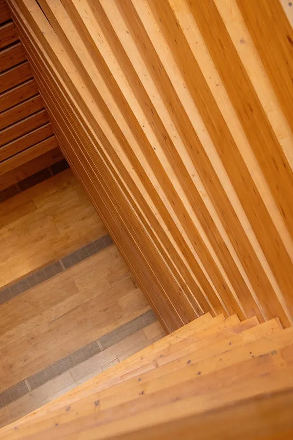 How to Choose the Best Panels Wood for Your Home Decor