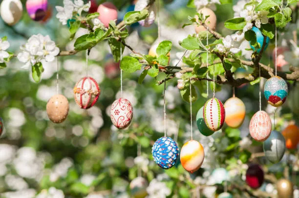 How to Decorate an Easter Tree Ideas and Inspiration
