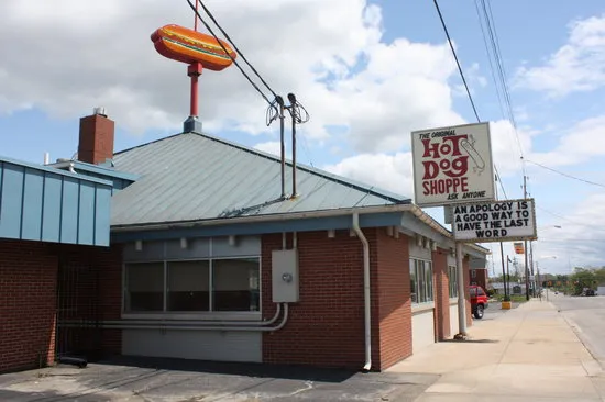 The Best Hot Dog Shoppe in Town Where to Find It?