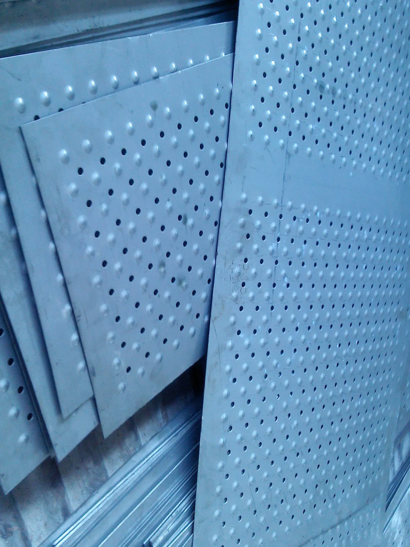 The Ultimate Guide to Wire Mesh Panels for Your Home and Garden