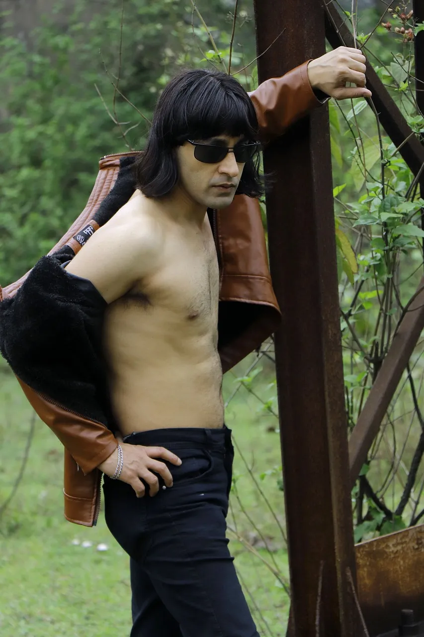 Fashion Tips for Men with Chest Hair - How to Dress with Confidence