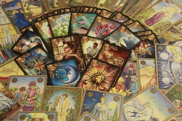 Unlocking the Power of Tarot Cards for Shopping Guidance