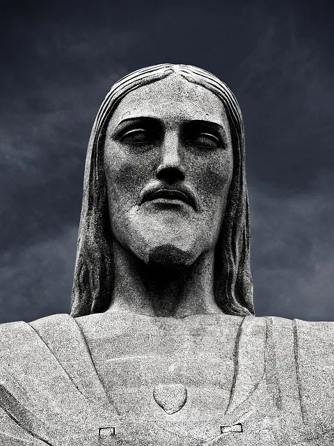 The Fascinating History and Meaning Behind the Statue of Jesus A ...