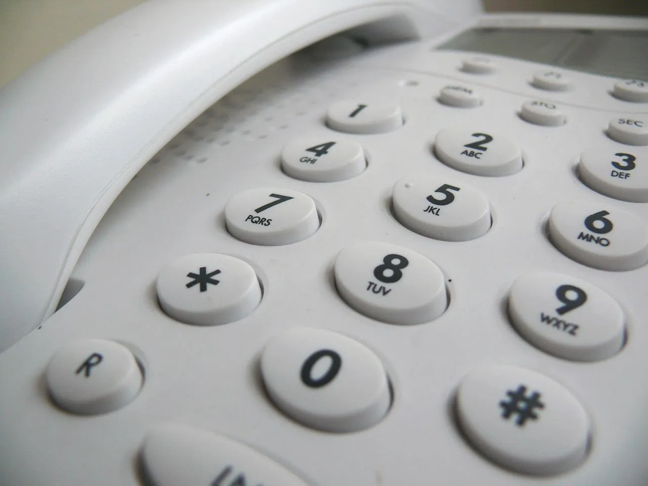 Cómo encontrar números de teléfono de servicio al cliente para los ...