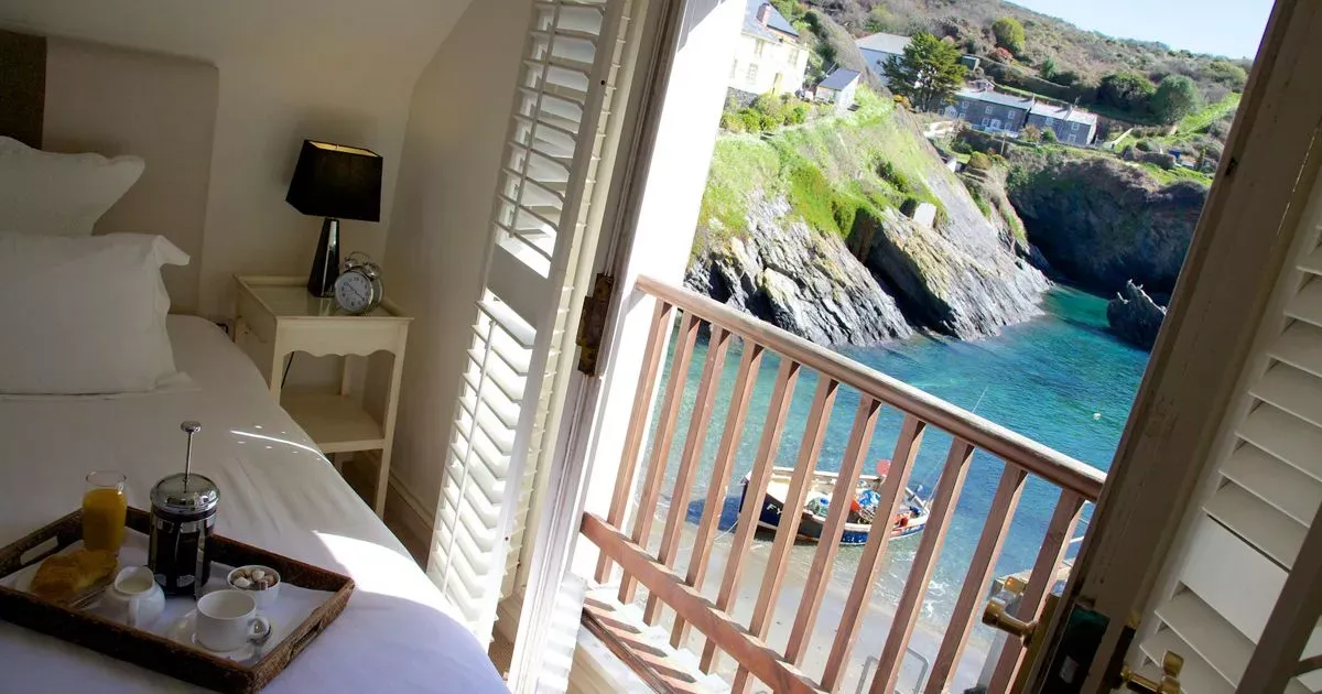 Top 10 Seaside Hotels for a Perfect Beach Getaway