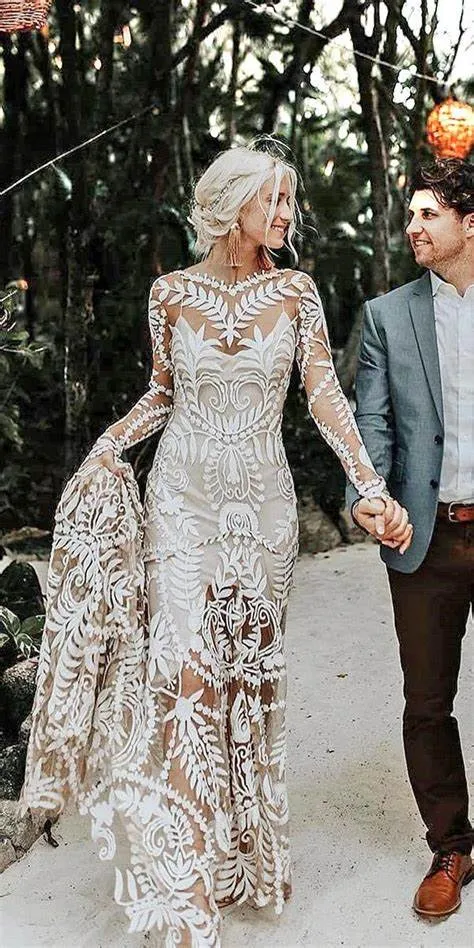 10 Unique Wedding Dresses That Will Make You Stand Out on Your Big Day
