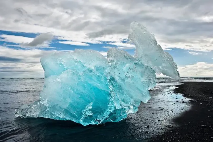 The Ultimate Guide to Understanding Ice Density for Smart Shopping