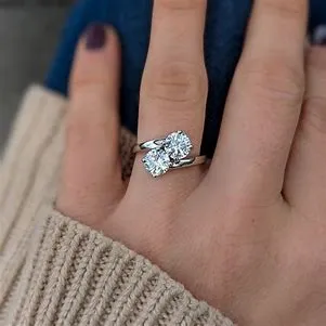 All You Need to Know About Toi et Moi Engagement Rings