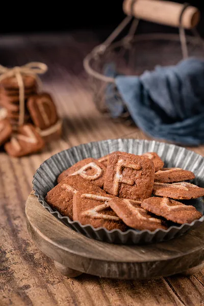 10 Creative Ways to Make Cookie Money for Your Next Shopping Spree