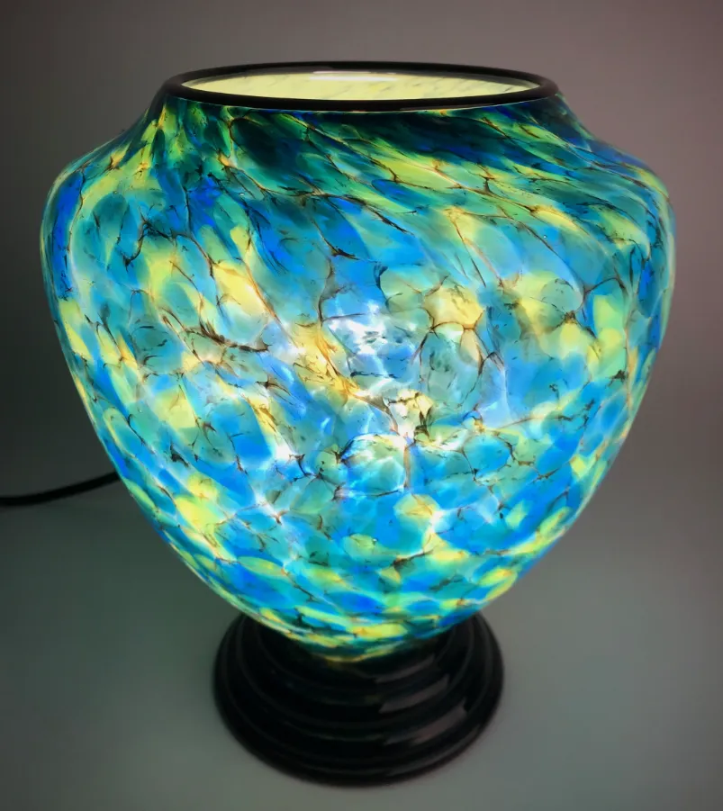 Guide to Glass Lamp Decoration and Choosing Tips for Optimal Selection
